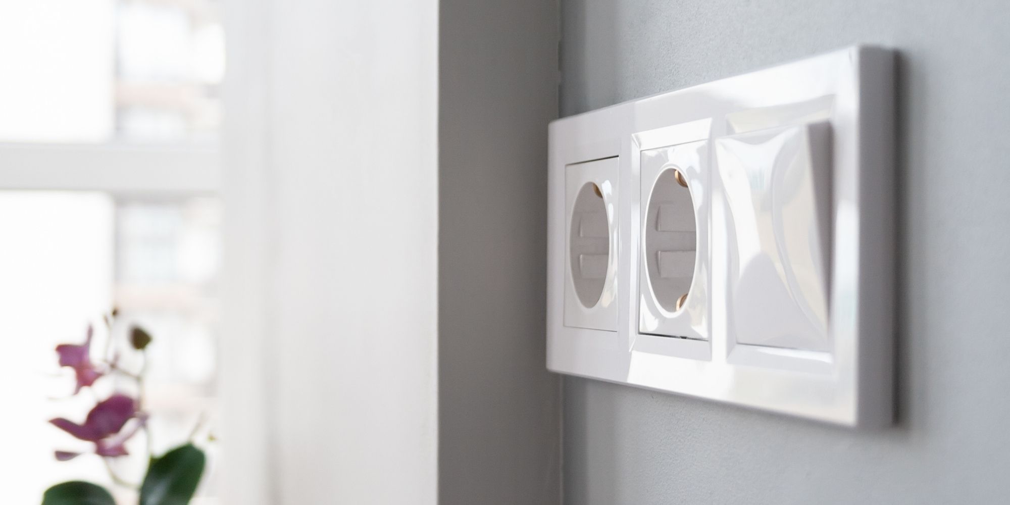 Interrupteur électrique : comment bien les choisir ? | MesDépanneurs.fr